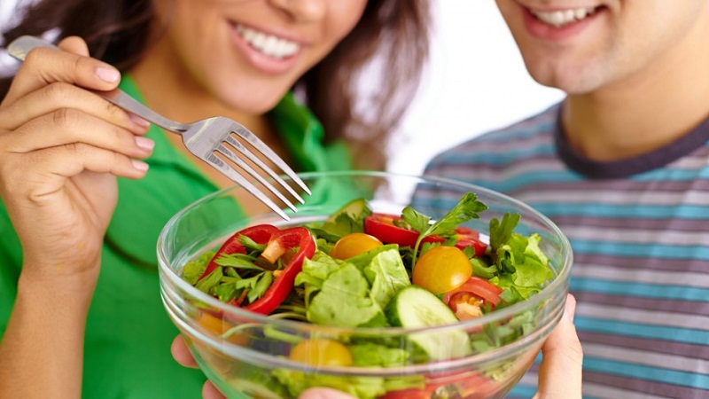 Comer Bien: 10 Beneficios Para La Salud Y Bienestar - Benefimundo